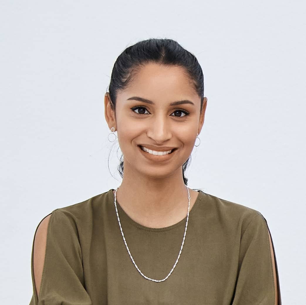 Our Instructor – Digicours